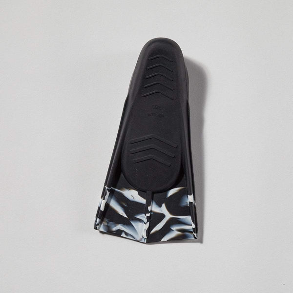 Ultra Swim Fins - Black/White